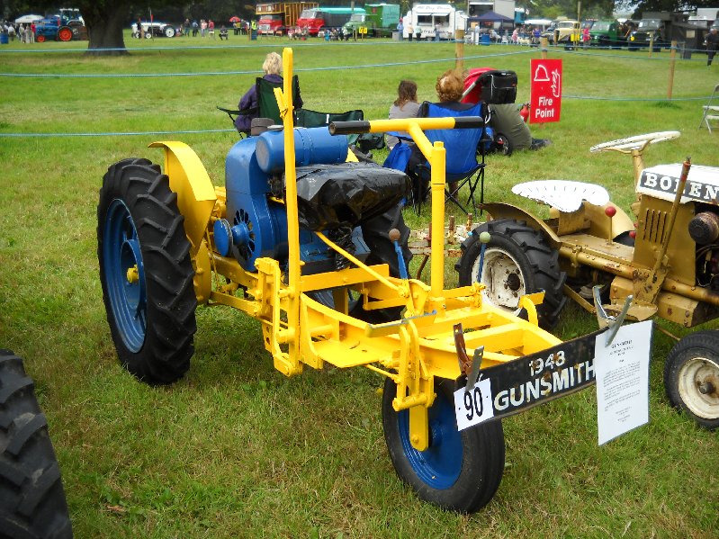 Gunsmith Tractor – IMGGun015 - Vintage Horticultural and Garden ...