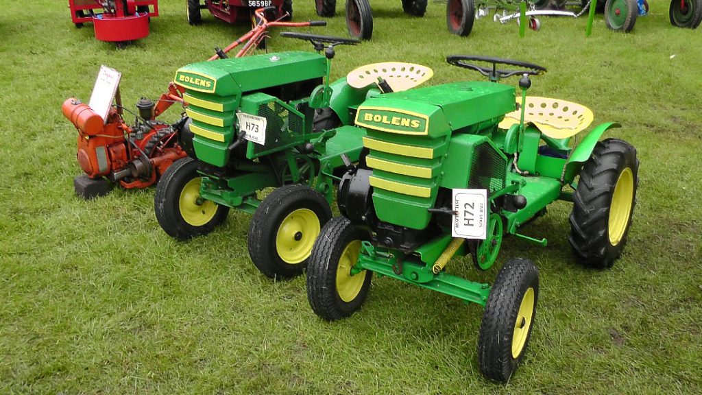 Newby Hall Tractor Fest 2017 - Vintage Horticultural and Garden ...